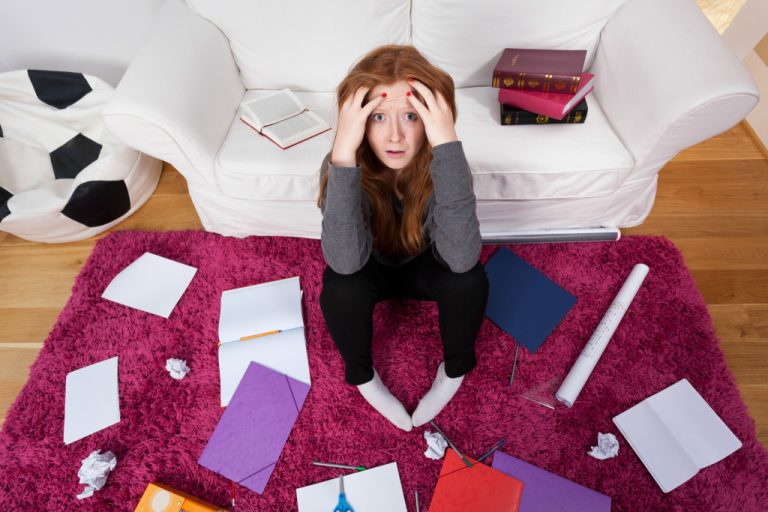 Home Environment And Its Impact on Your Productivity - Faces From the Wall